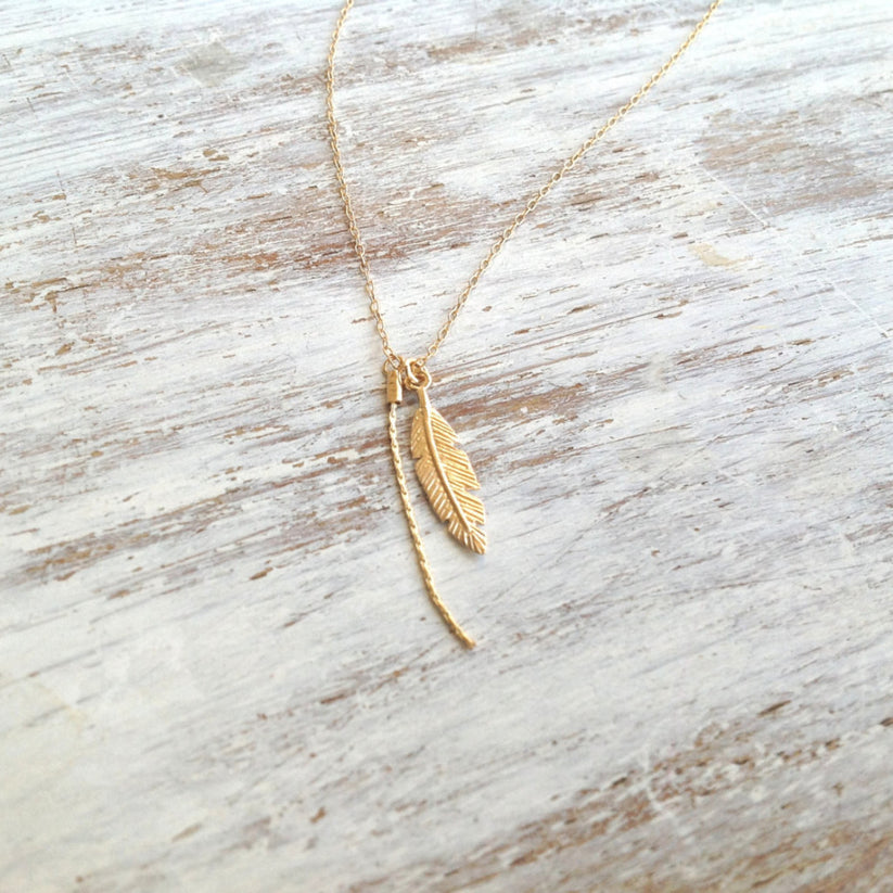 Ffeather necklace, Chain feather pendant, Feather charm necklace – Avnis